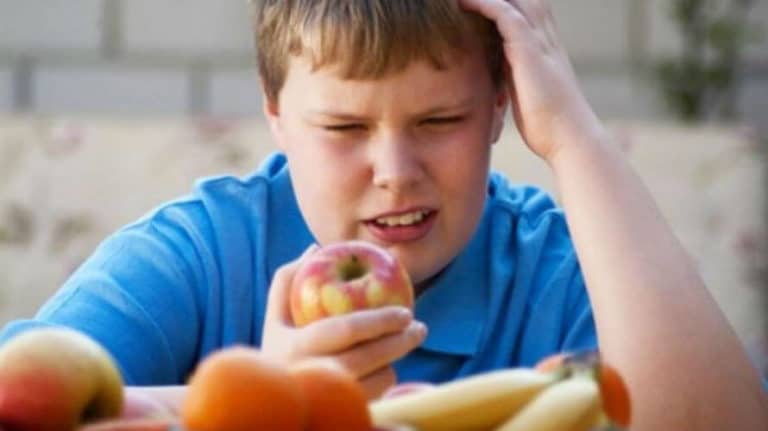 Pretilost kod djece: koji su njeni uzroci i kako pomoći djetetu?