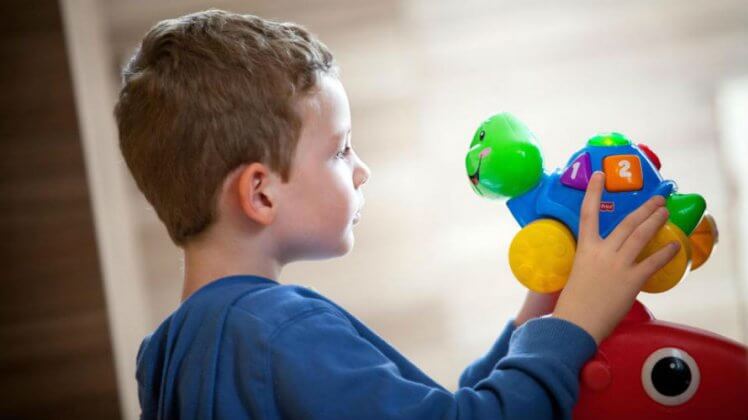 Autizam - što je autizam i koji su simptomi autizma?- MaminSvijet.hr