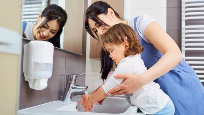 Enteroviroza - simptomi, liječenje i kako ju izbjeći? - MaminSvijet.hr